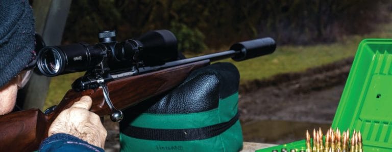 Best Illuminated Reticle Scope – The Top 4 Optics in 2025